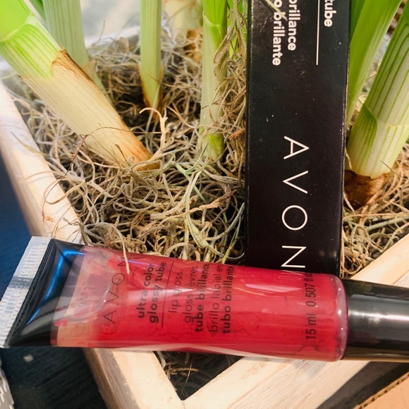 Avon | Makeup | Ultra Color Glossy Tube | Poshmark